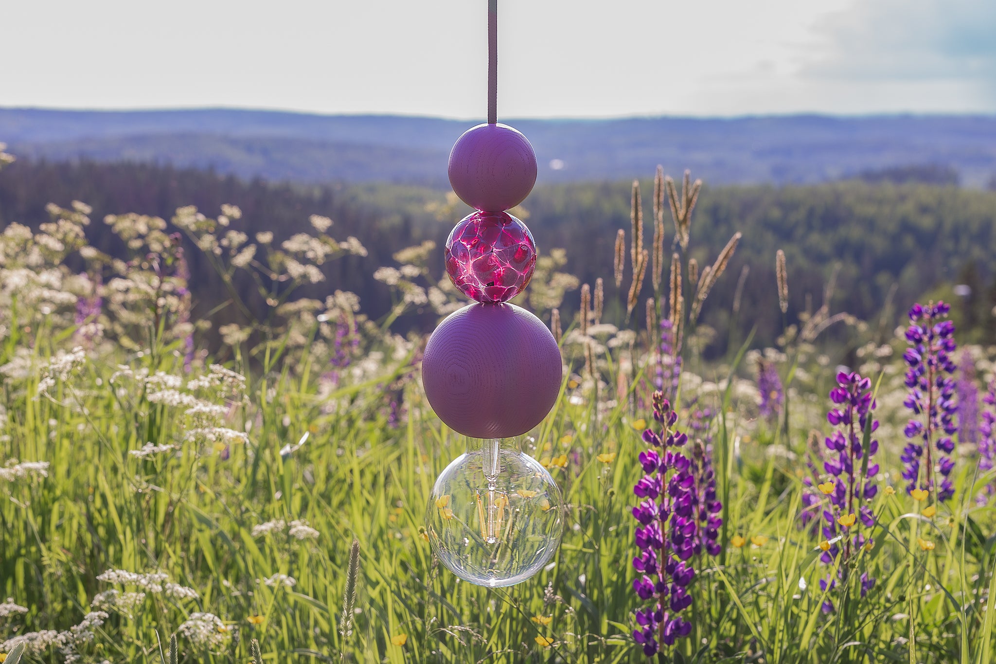 Colorful Pendant Lights – Mouth-Blown Glass & hand carved Wood | Quu ...